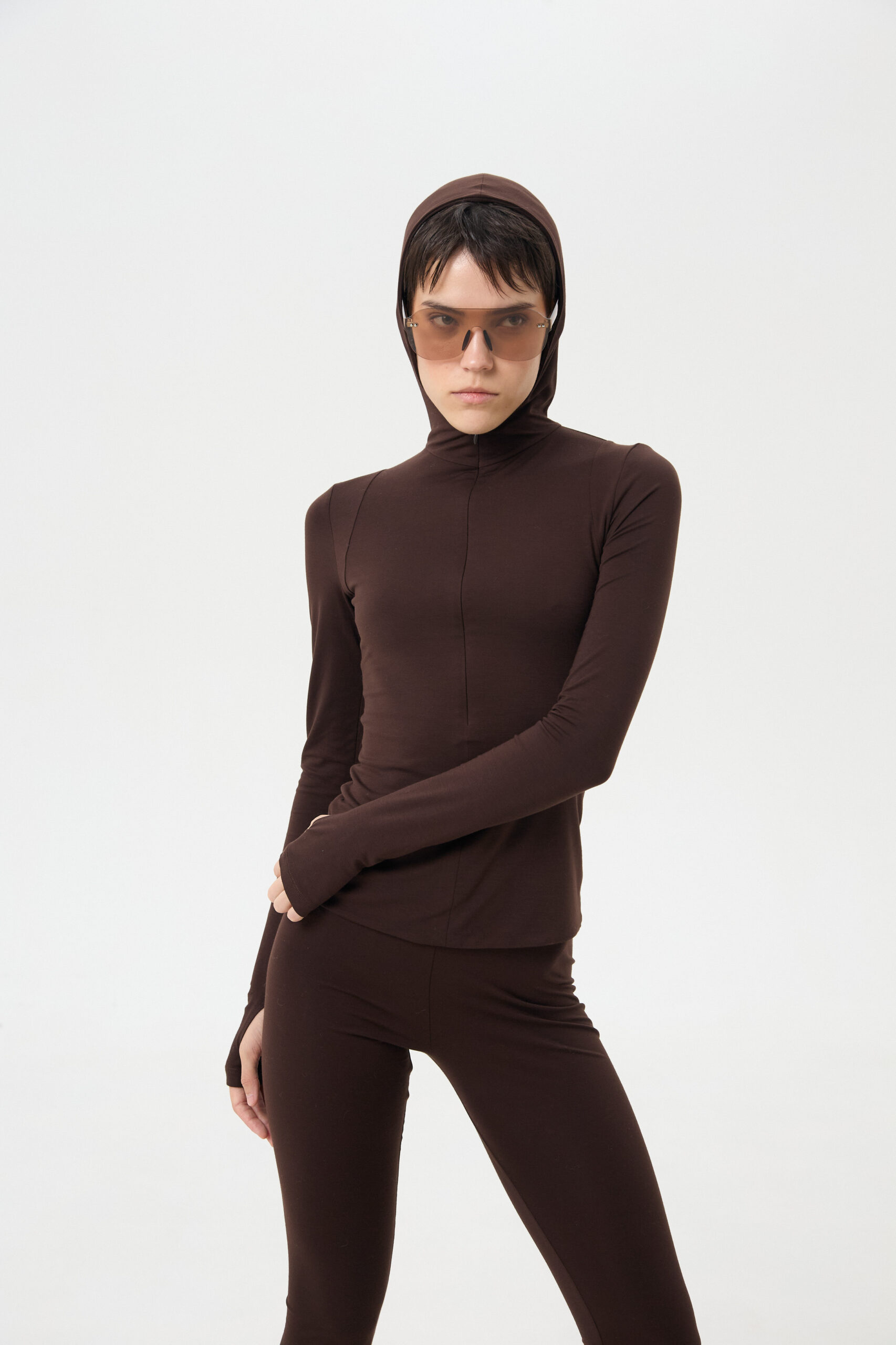 NUGA - стрейчевий лонг з капюшоном